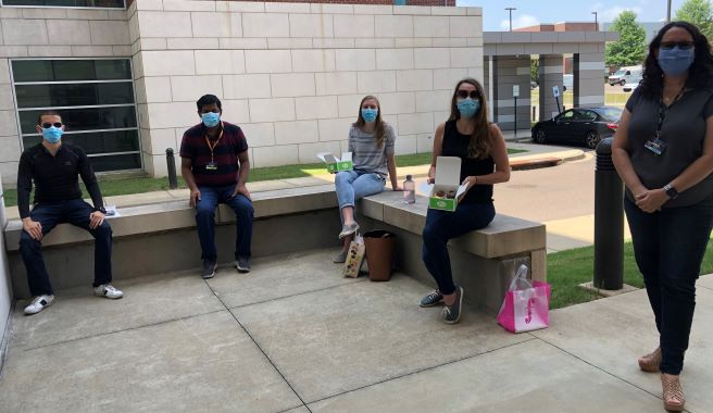 Bon Voyage to our undergraduate assistant Emily Korba! – Makowski Lab